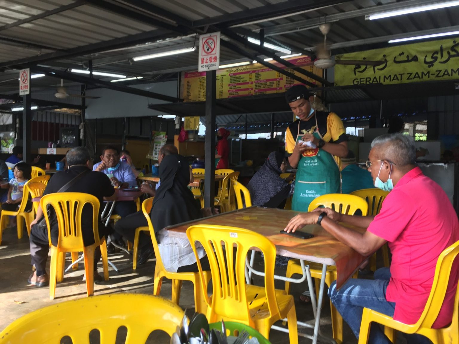 Roti Canai Pulau Gerai Mat Zam-Zam | GhazaliTajuddin.com